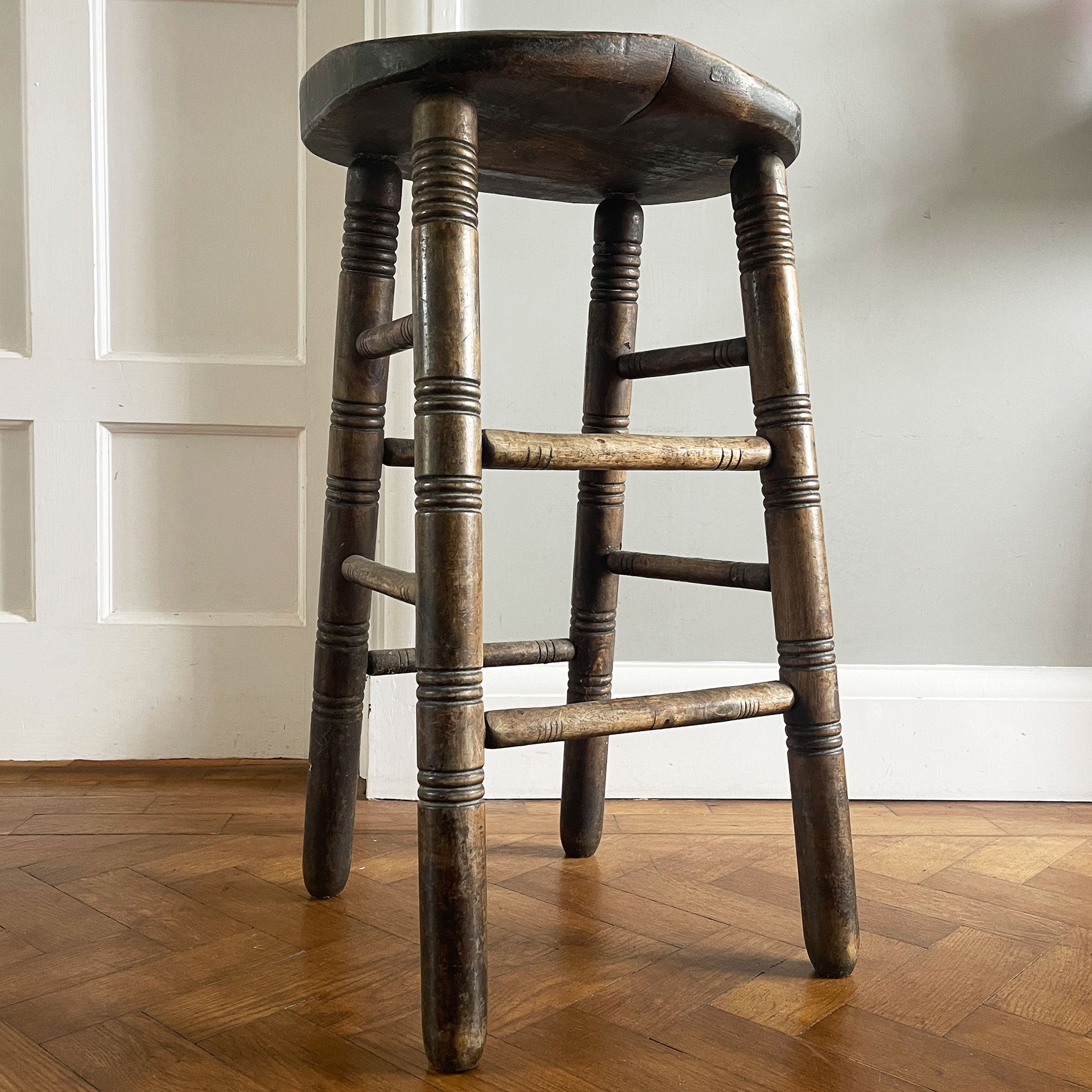 An Oak Victorian Clerk's Stool - IntoVintage.co.uk – Intovintage.co.uk