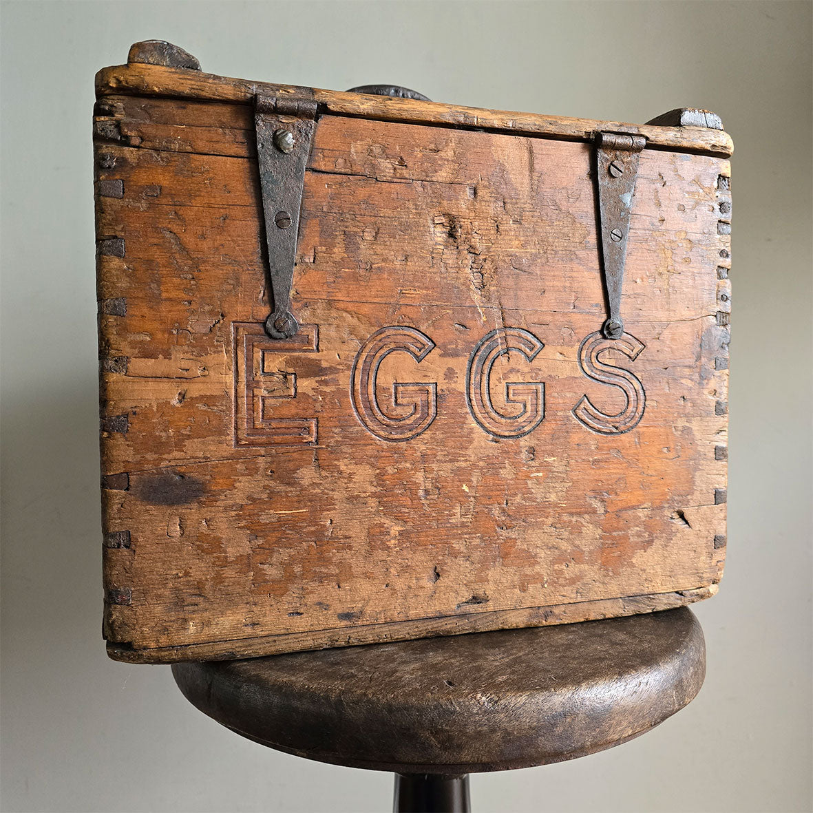 An Early 20th Century Travelling Egg Box - www.intovintage.co.uk ...