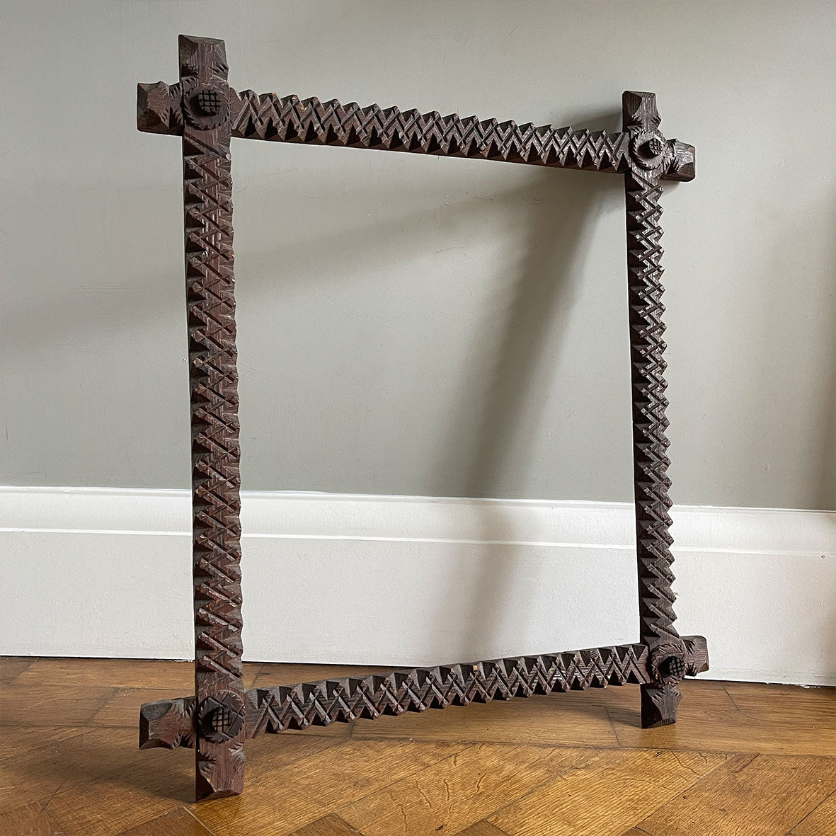 An Antique Tramp Art Frame - IntoVintage.co.uk – Intovintage.co.uk