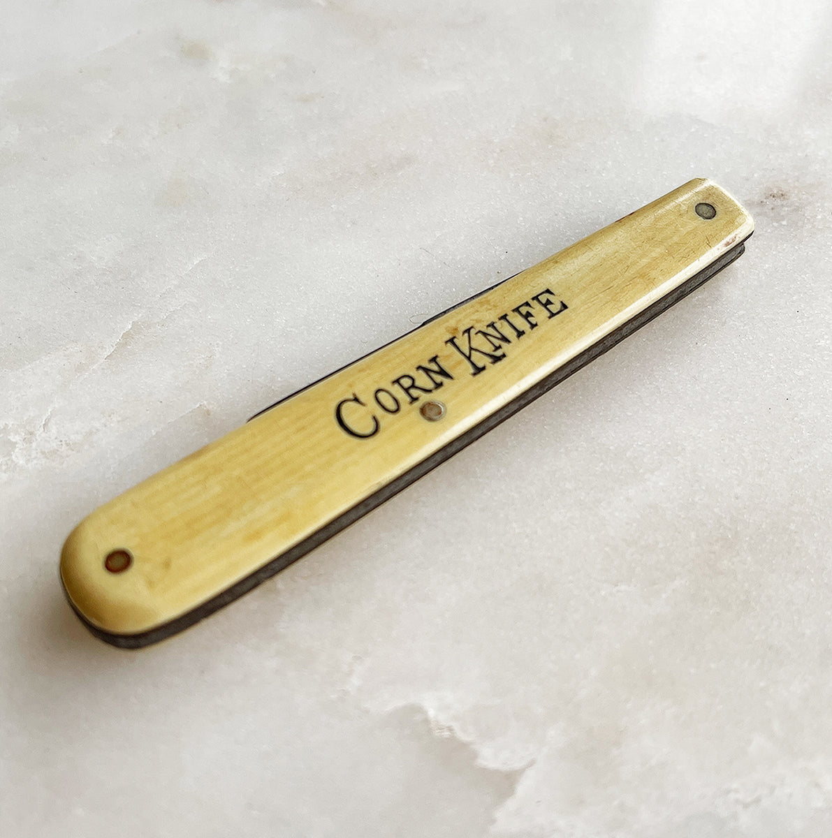 An Early Corn Knife - IntoVintage.co.uk – Intovintage.co.uk