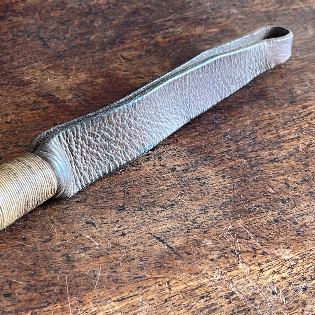 A Vintage Riding Crop - IntoVintage.co.uk – Intovintage.co.uk